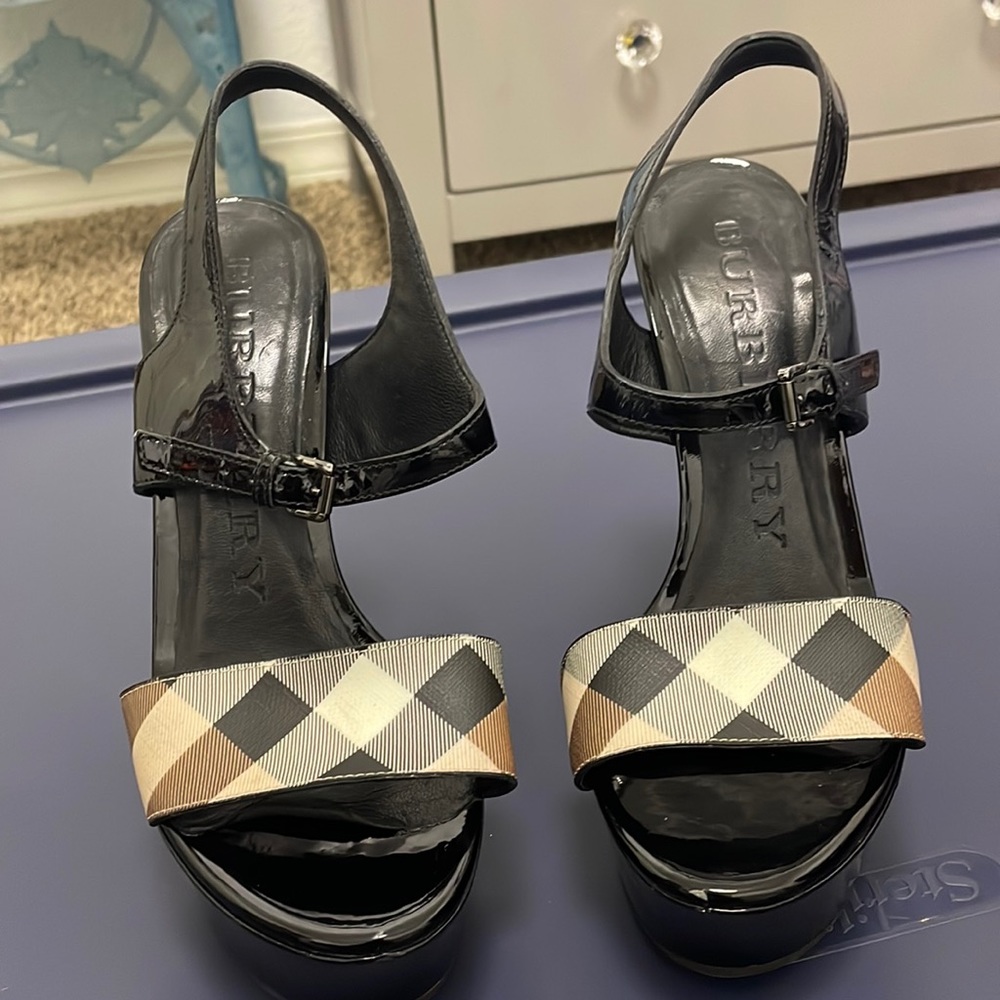 Burberry Black Patent Slingback Platform Wedges Size … - Gem